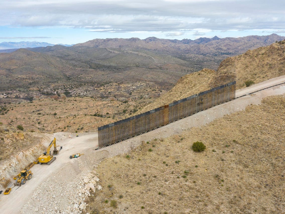 the Philosopher Hammer – "To a hammer everything looks like a nail."